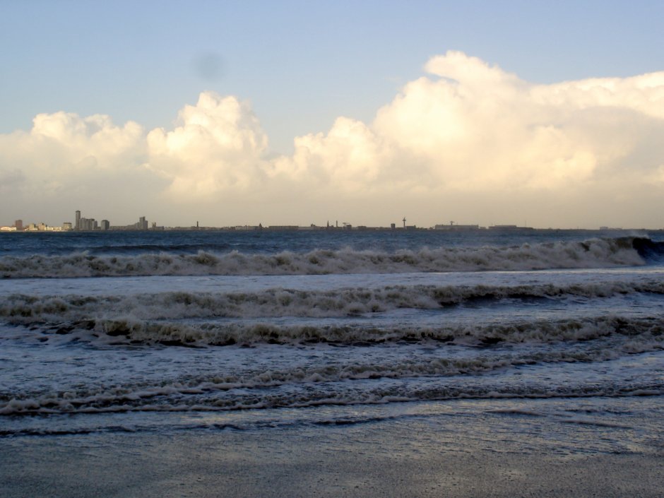 op het strand bij breskens | ZeelandNet Foto