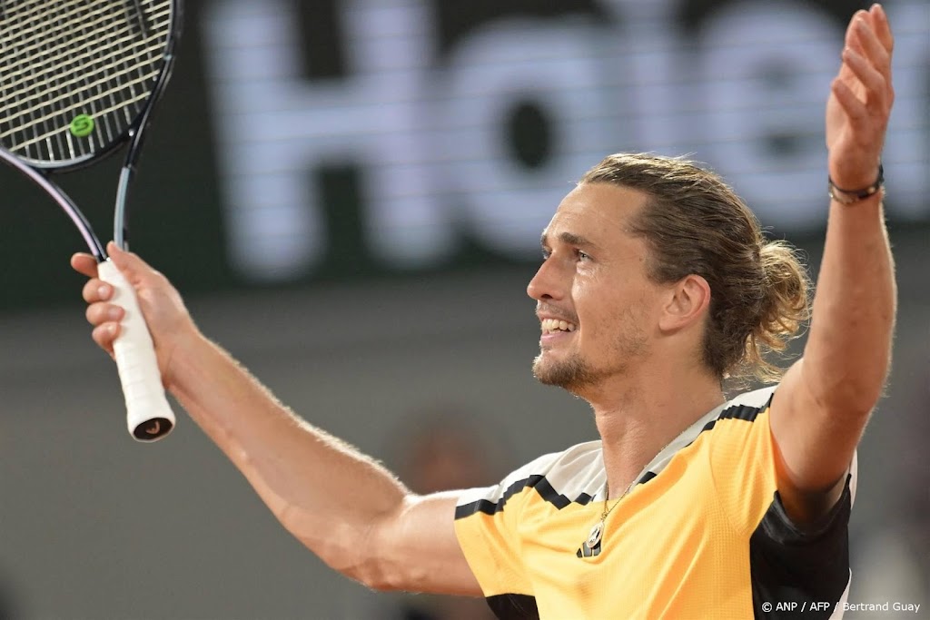 Zverev wint van Rune en gaat naar kwartfinales Roland Garros Zverev wint van Rune en gaat naar kwartfinales Roland Garros