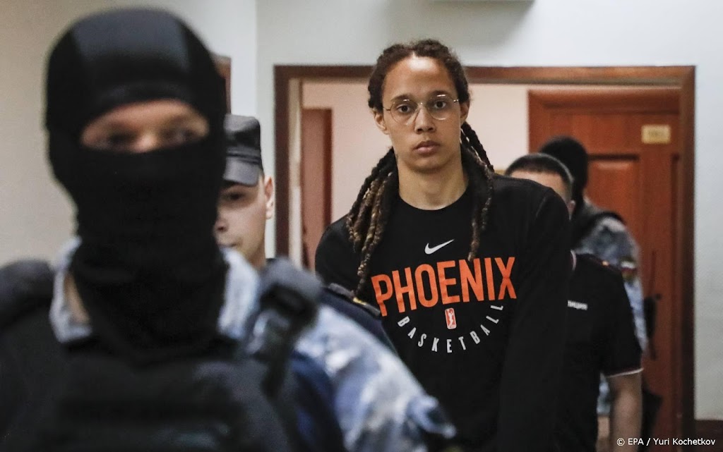 Russische aanklager eist 9,5 jaar cel voor basketbalster Griner Russische aanklager eist 9,5 jaar cel voor basketbalster Griner
