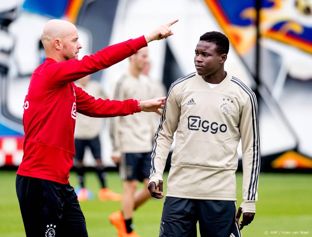 Ajax haalt verhuurde Bandé terug uit Zwitserland Ajax haalt verhuurde Bandé terug uit Zwitserland