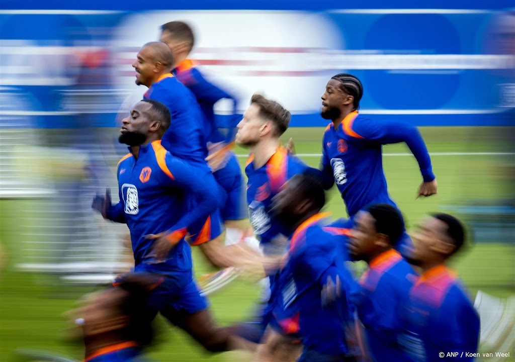 Oranje mogelijk maandagavond al zeker van plek in achtste finales Oranje mogelijk maandagavond al zeker van plek in achtste finales