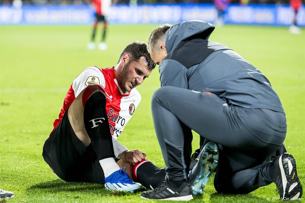Feyenoord met Giménez maar zonder Trauner en Minteh tegen Lazio Feyenoord met Giménez maar zonder Trauner en Minteh tegen Lazio