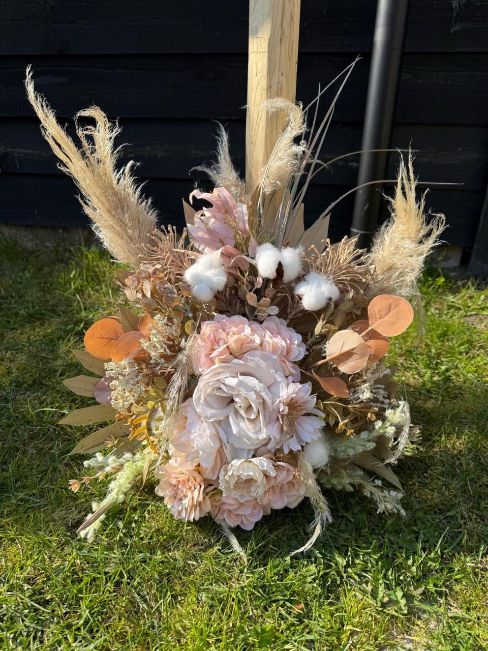 Mooie houten backdrop frame incl aankleding