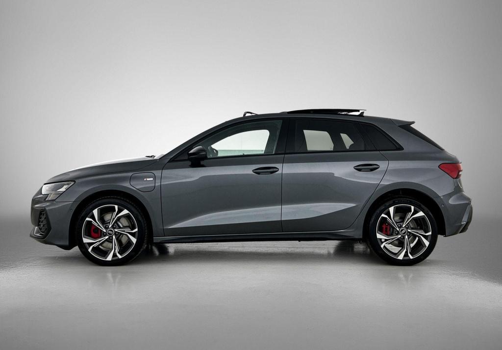 Audi A3 sportback 45 tfsi e s edition competition | automaat | panoramadak