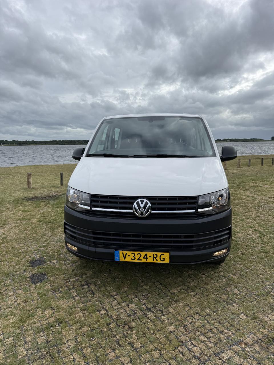 Volkswagen Transporter T6 met dubbele cabine CDC2.0 TDI 84PK