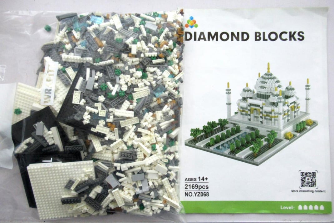 Met nanoblokjes mini lego een moskee bouwen