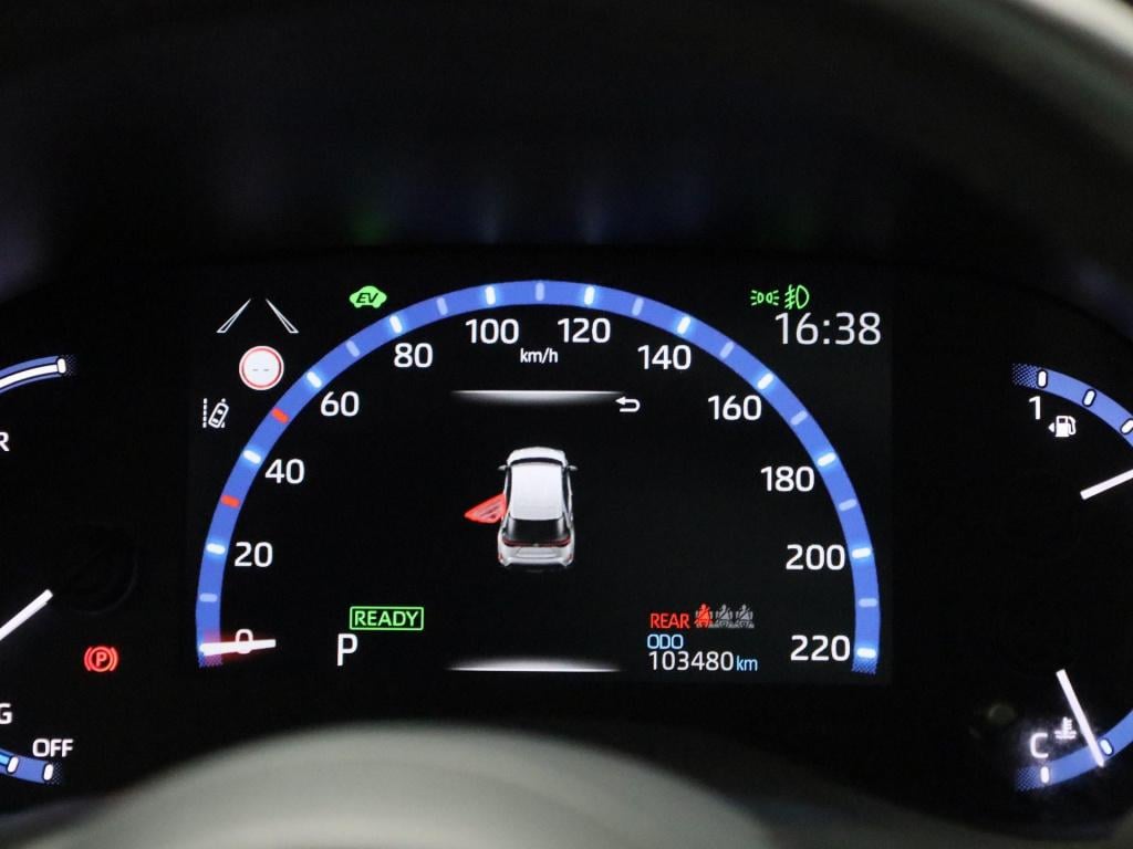 Toyota Yaris Cross 1.5 hybrid dynamic | automaat | parkeer sensoren | lmv