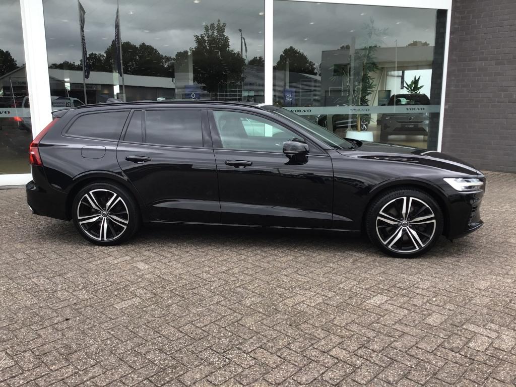 Volvo V60 2.0 t6 awd r. r-des. audio & park assist & climate line