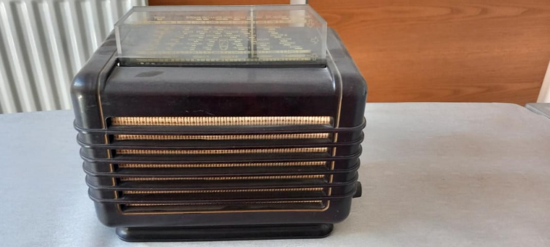 Oude buizen radio