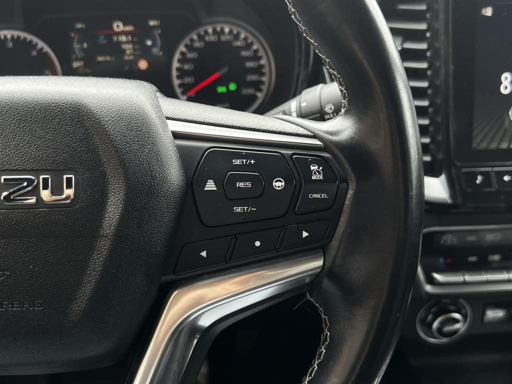 Isuzu D-max 1.9 extended cab v-cross ex. btw | lederen bekleding | apple ca
