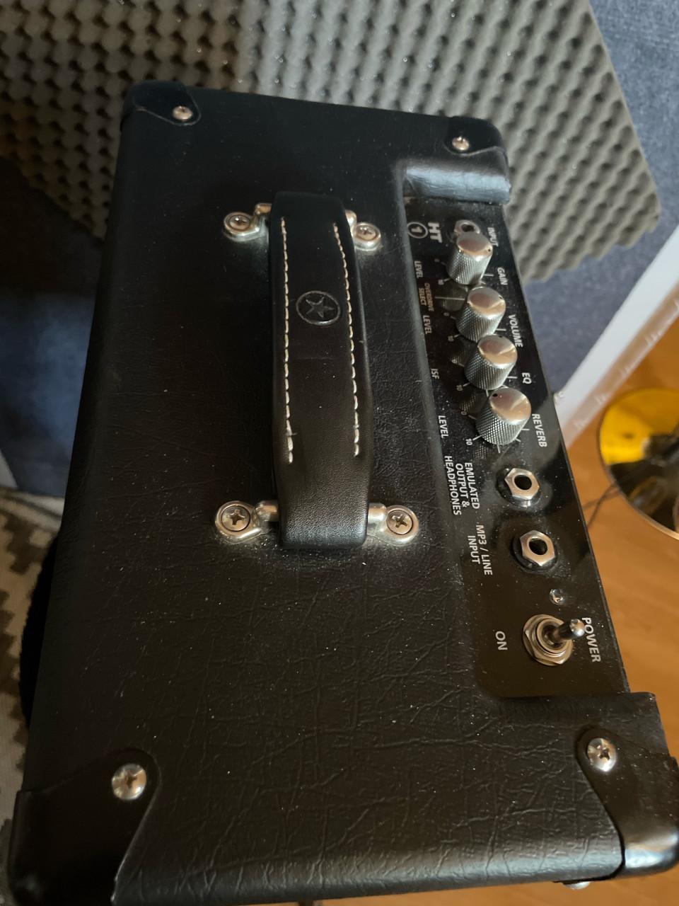 Blackstar HT1-R buis versterker