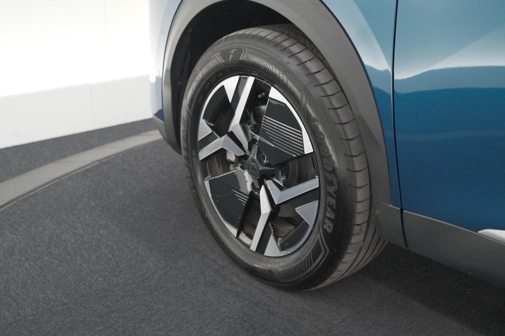 Peugeot 2008 1.2 hybrid 145 allure | vision plus pakket | 360 camera | adap