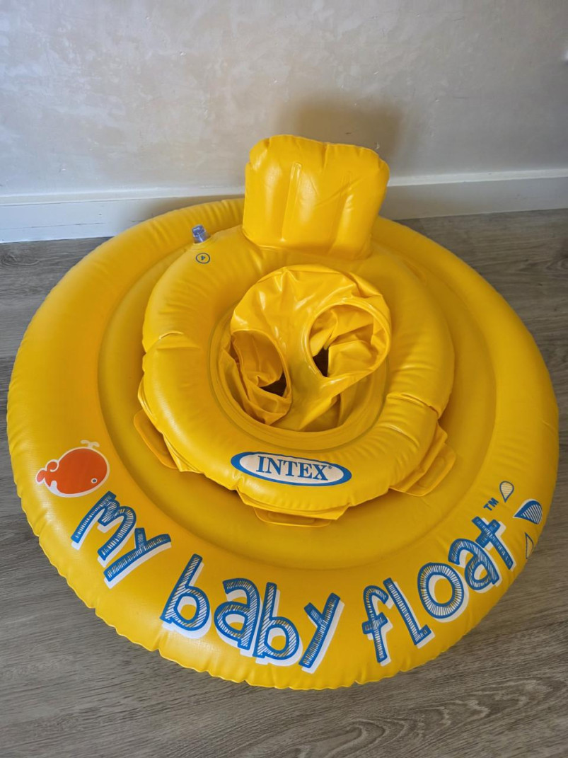 Baby float
