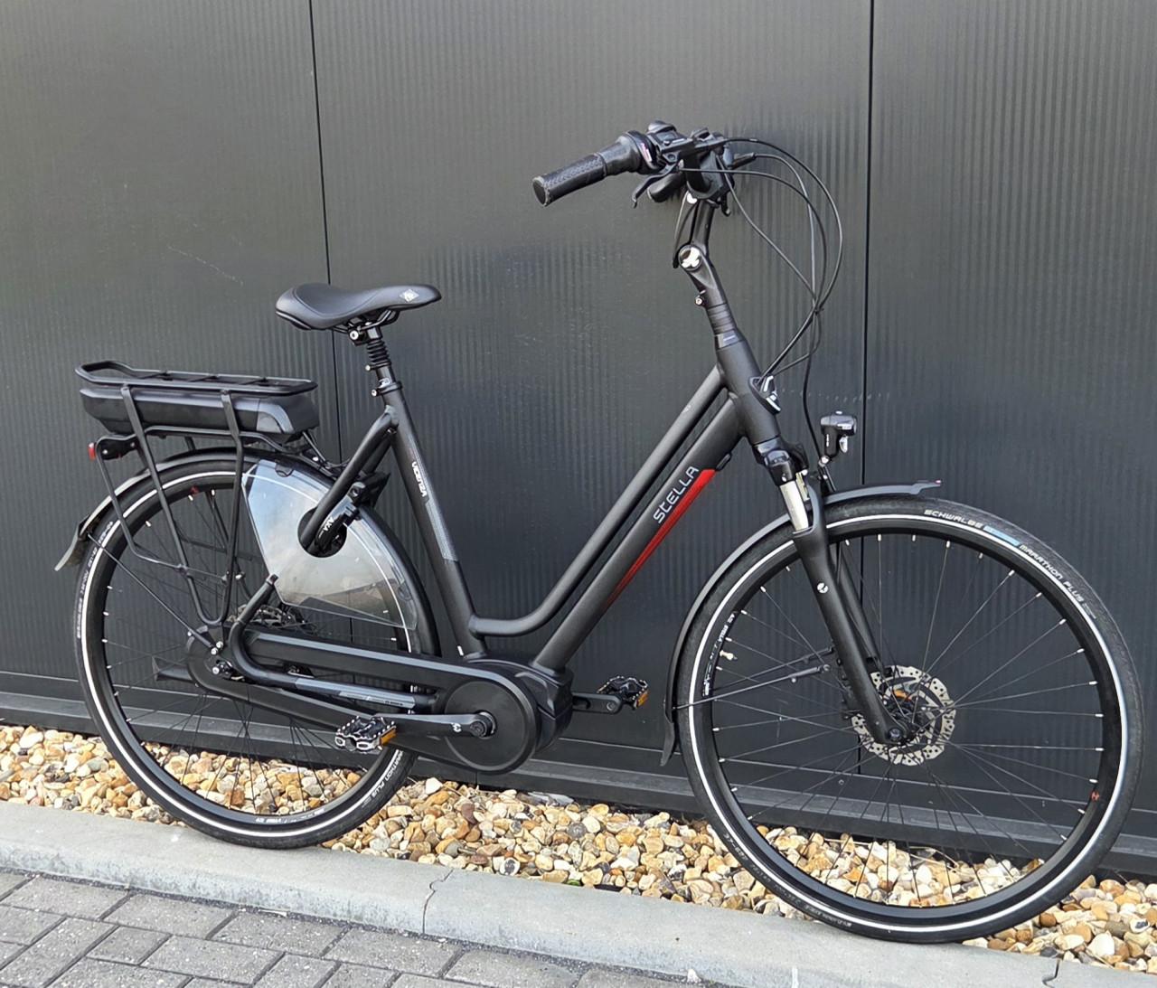 Batavus Milano E-Go Bosch Middenmotor Active Line-Plus 61cm
