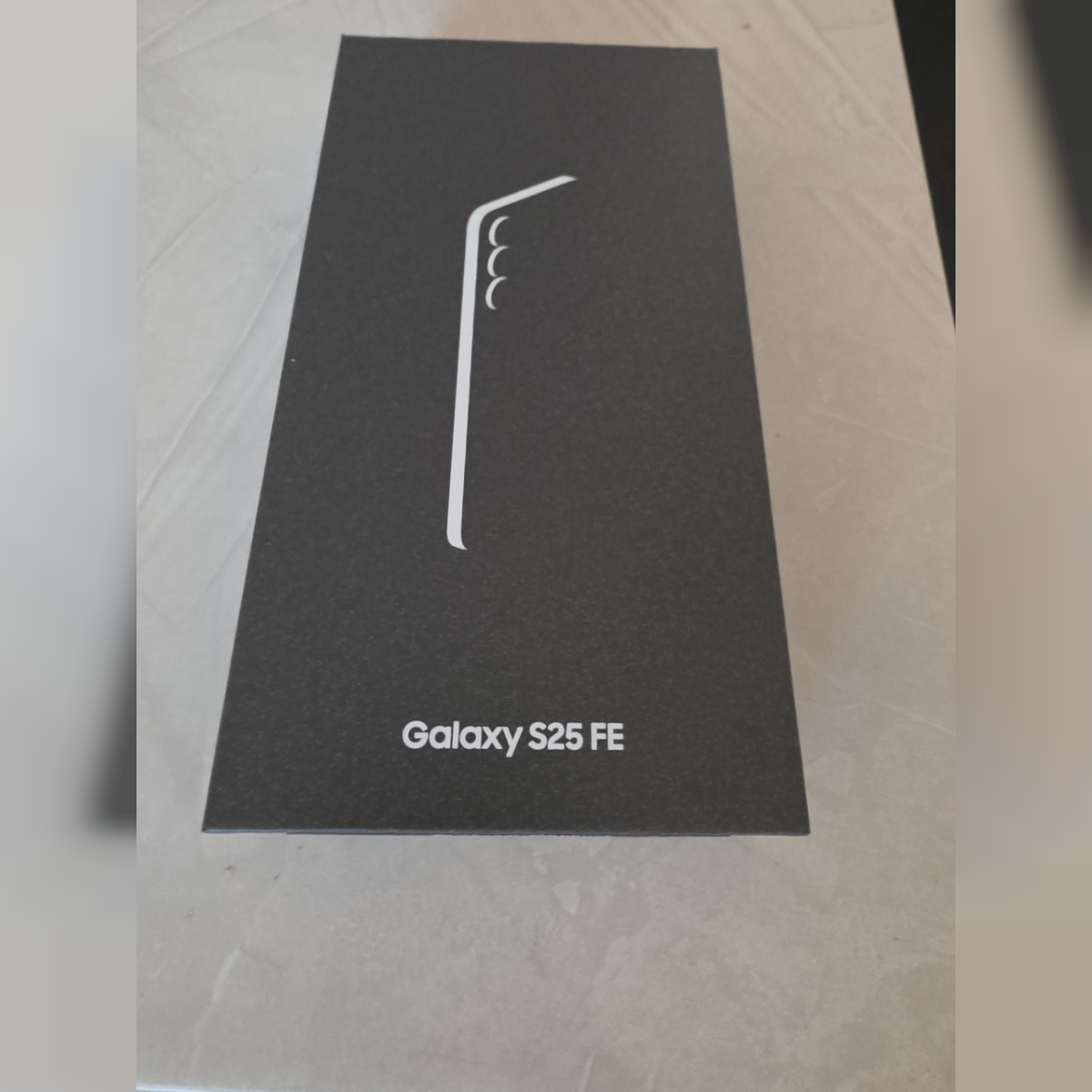 Samsung galaxy s25 FE jet black nieuw
