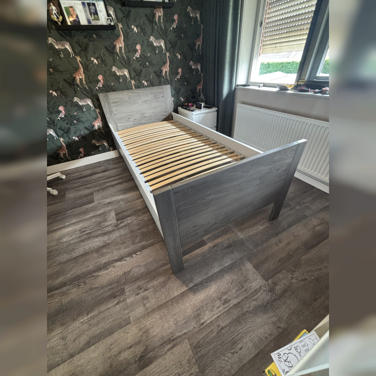 Eenpersoons Bed incl lattenbodem en matras
