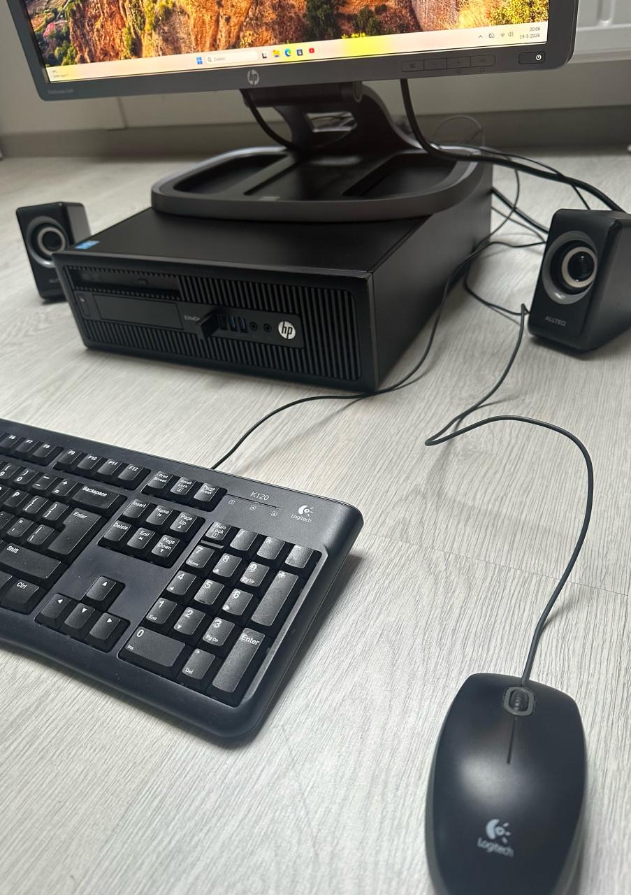 Complete set HP / Intel Core i5 / 12GB ram / Windows 11
